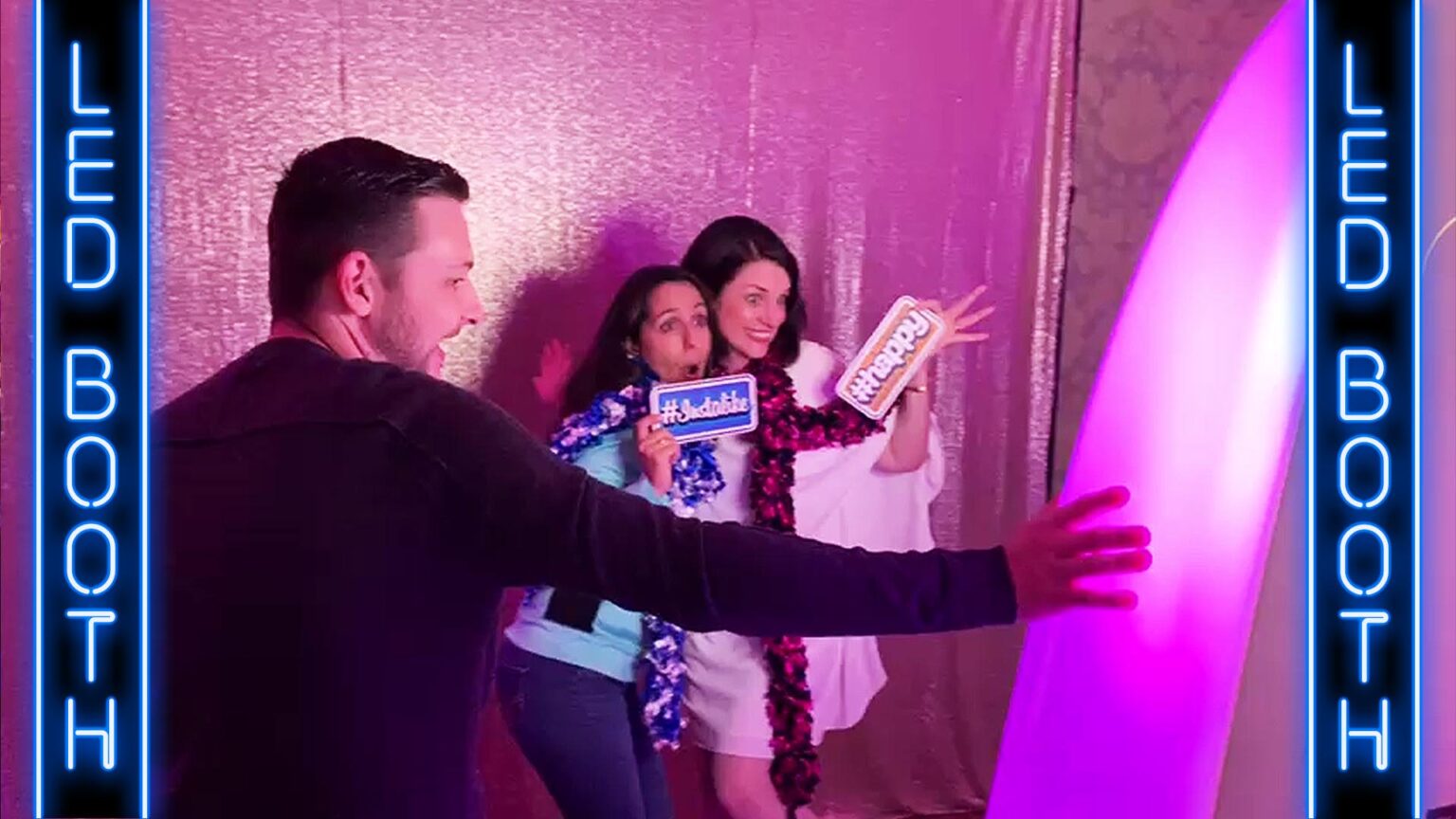 LED Photo Booth – COCKTAIL HOUR ENTERTAINMENT